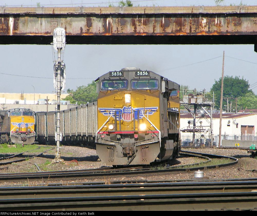 UP 5856